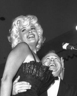 River_Pinups’s post